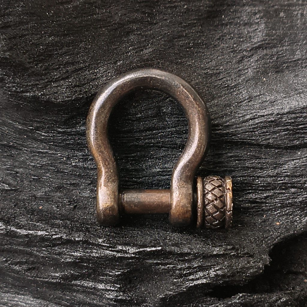 Omega Shackle – Covenant Gears